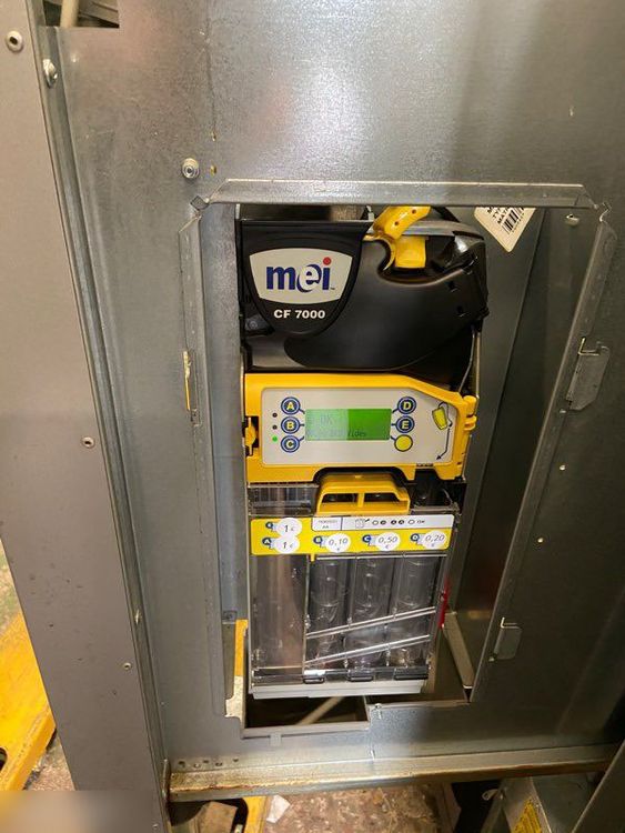 Necta Brio3 and mini Snacky Vending machine for hot drinks and snacks