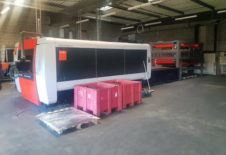 Bystronic FIBER 4KW laser cutting CNC Control