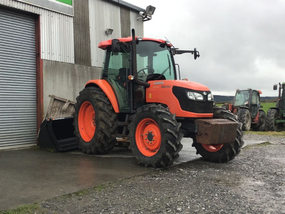 Kubota M9540 Tractor