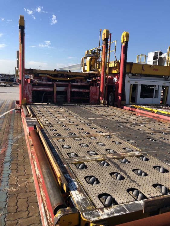 FMC C30 Main Deck Loader