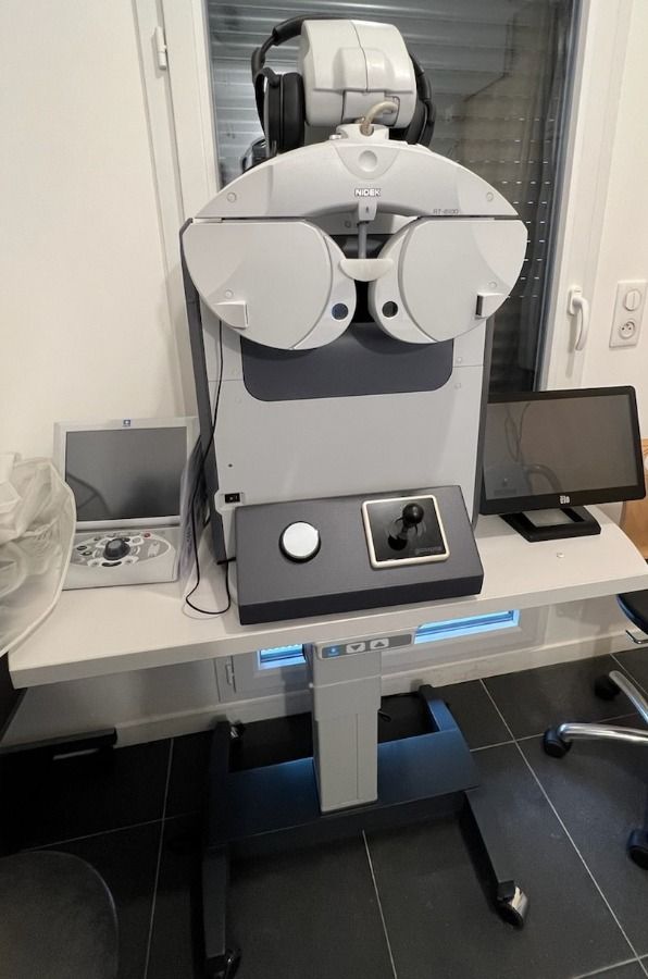Nidek Kiosk Glasspop refraction system