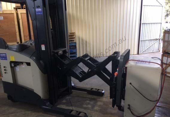 Crown Double Deep Reach Truck RD5225-30 1300kg