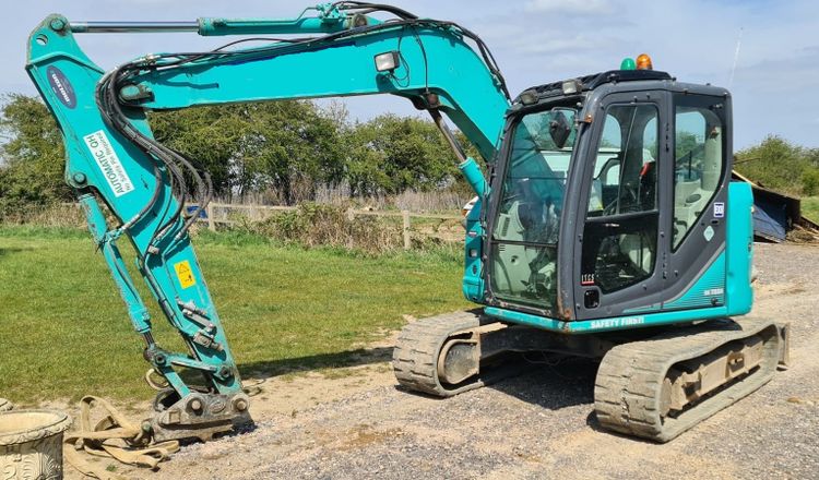 Kobelco SK75 Tracked Excavator