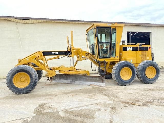 Caterpillar 120H VHP Motor Grader