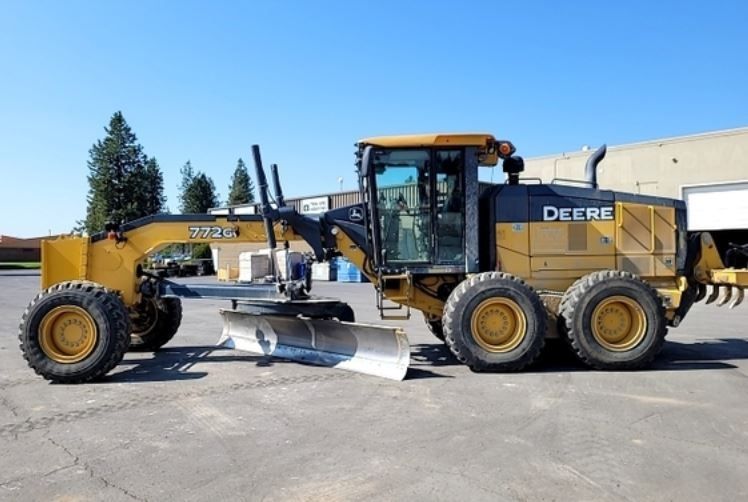 John Deere 772G Motor grader