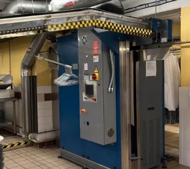 Colmac TBE steamer & ironing tunnel