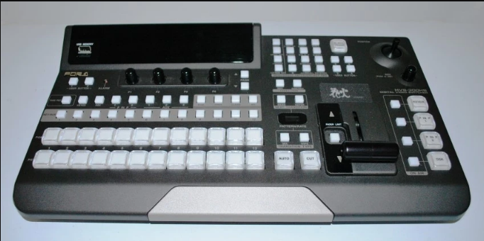 JVC HVS-300HS MULTI-FORMAT COMPACT SWITCHER