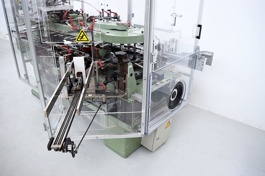 Cam AV65, Cartoning Machine