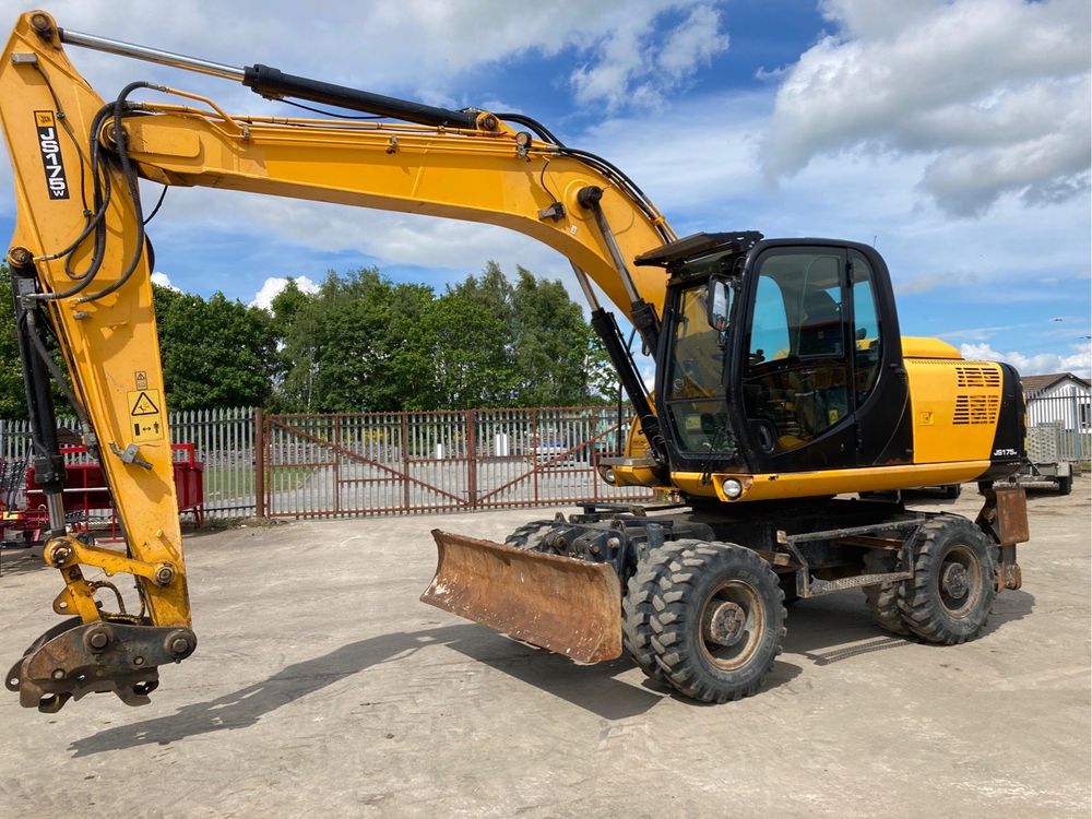 JCB JS175W