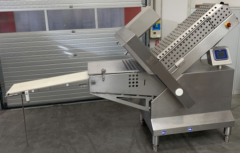Weber CCS 302 UB Computer Slicer