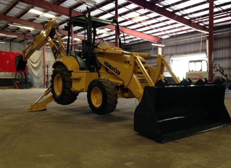 Komatsu WB140 Komatsu WB140 TURBO, 4x4, Extendahoe,