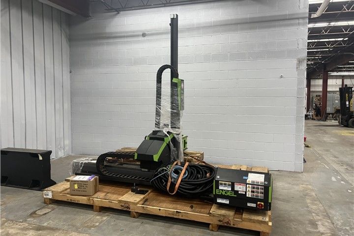 Engel Viper 40 Gantry Robot