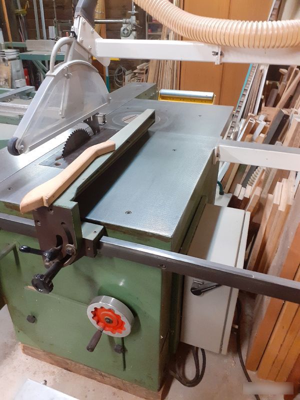 Casadei Spinning top format saw