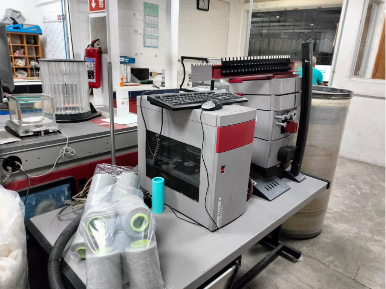 2 Zell UTR TE EQUIPO DE LABORATORIO