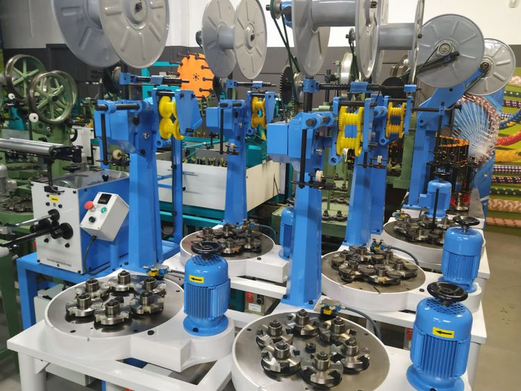5 Ratera 12-12/115 Braiding machines