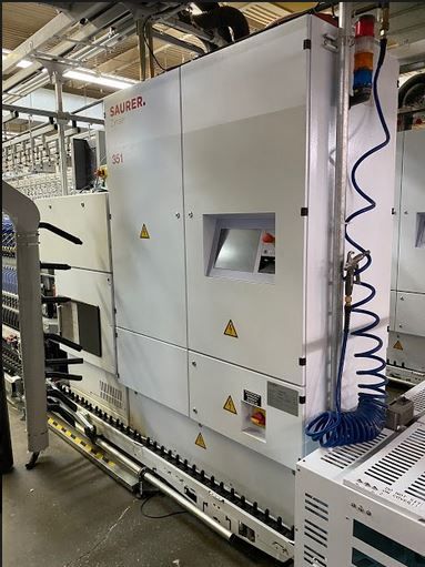 11 Saurer, Zinser 351 autoconer Linked Ring Spinning Frame