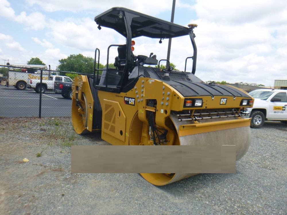 Caterpillar CB13