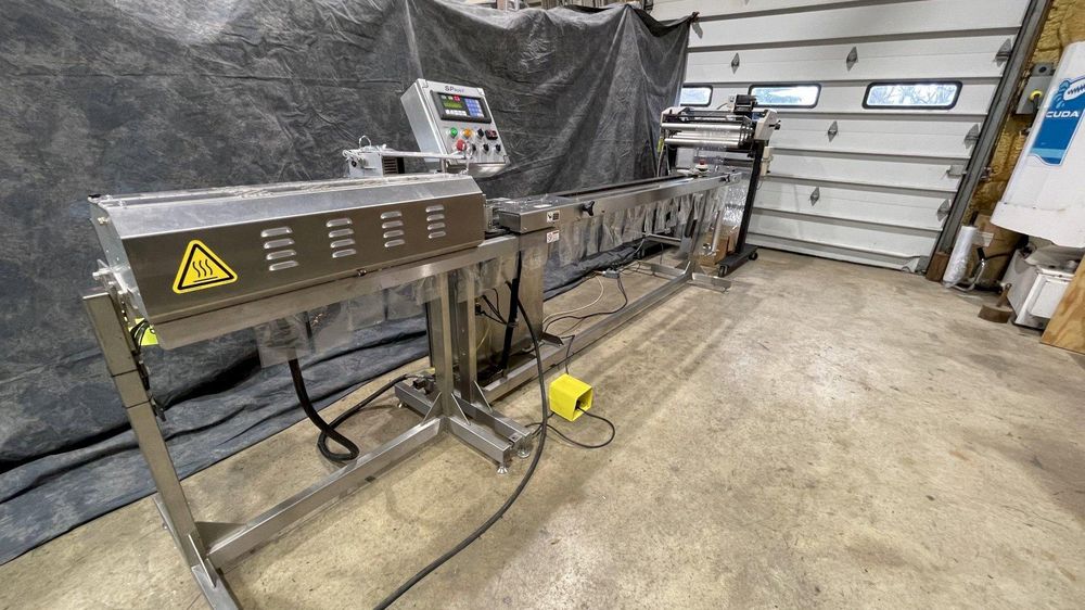 Automated Packaging Systems (APS) SPrint Side Pouch Bagger / Sealer