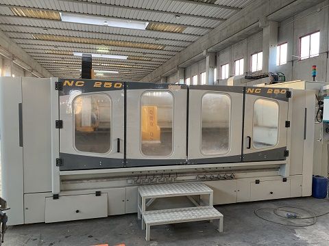 Breton CONTOURBRETON NC 250 4 Axis