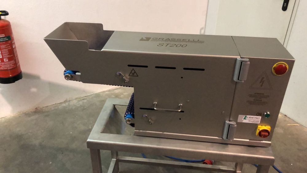 Grasselli ST 200 table strip cutter / steaker