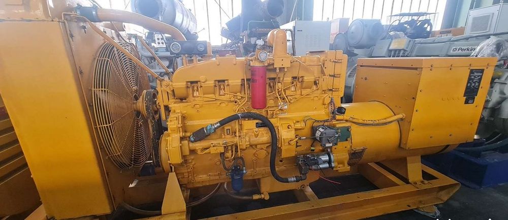 2 Caterpillar 3406 generator 450 kva power plant