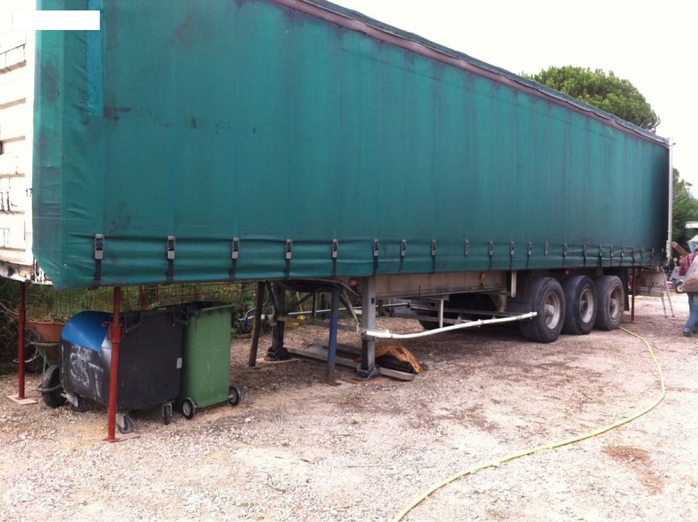 Dewalt Savoyard and carpentry trailer