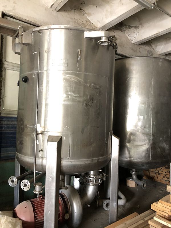 2 Pegg Whitely Bleaching Vessels