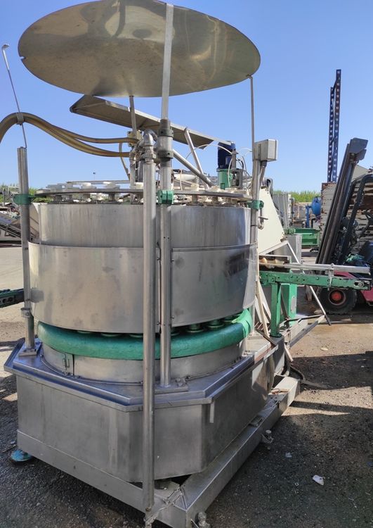 Comaco AGM 6 SEAMER WITH NON-MOTORIZED PLATE AND 24- VALVE VACUUM ...