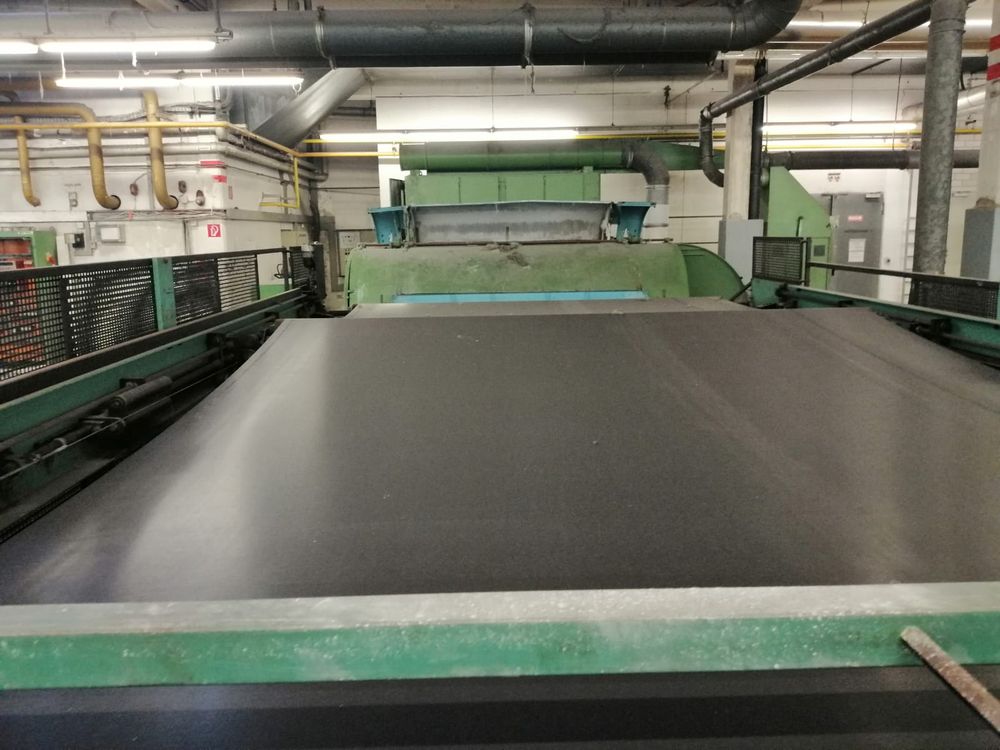 Asselin T380 Crosslapper