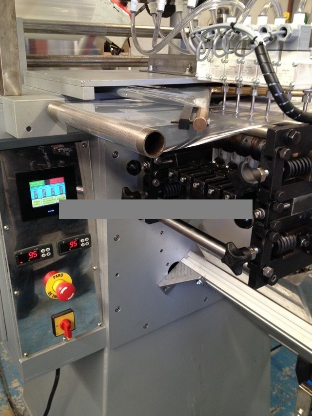 Imar Multitrack 4-seal sachet filler