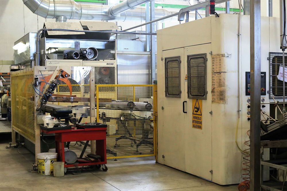 Perini type 702 complete line for industrial tissue rolls