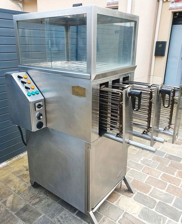 GRESILVA VERTICAL grill roasting chickens