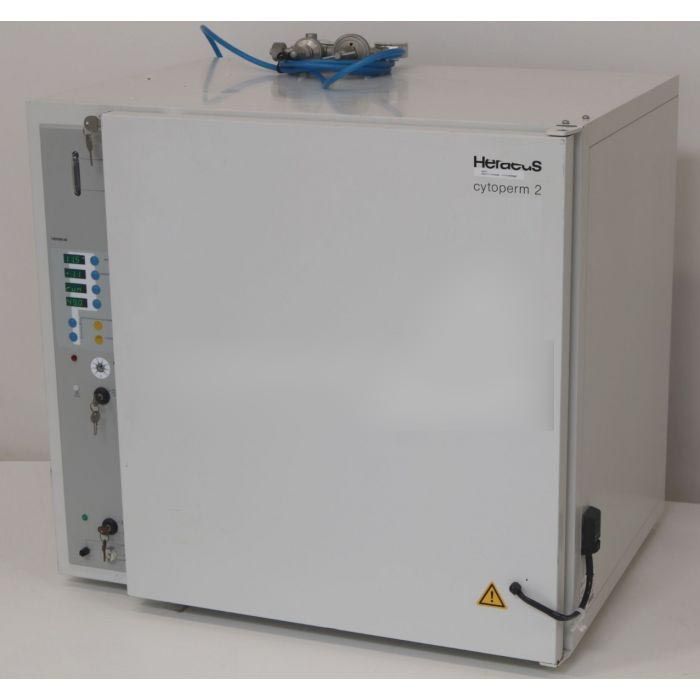 Heraeus Cytoperm 2 CO² incubator