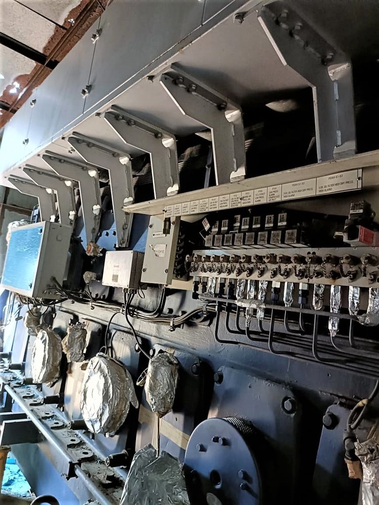 2 Hyundai Himsen 8H25/33P || HYUNDAI HIMSEN 8H25/33P MARINE PROPULSION ...