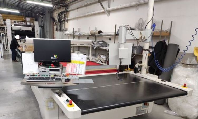 Lectra Vector 2500 fabric cutting machine