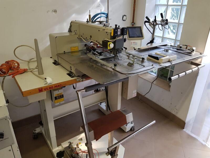 Mitsubishi PLK 2515 Automatic pocket sewing