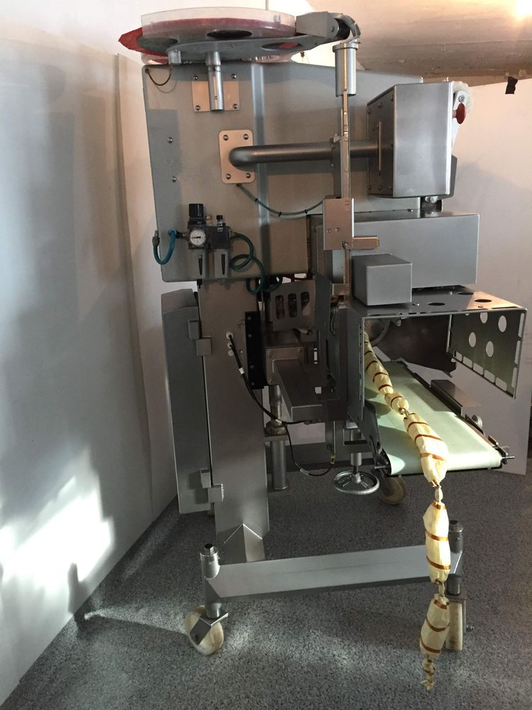 Technopack, Tipper Tie SV 4603