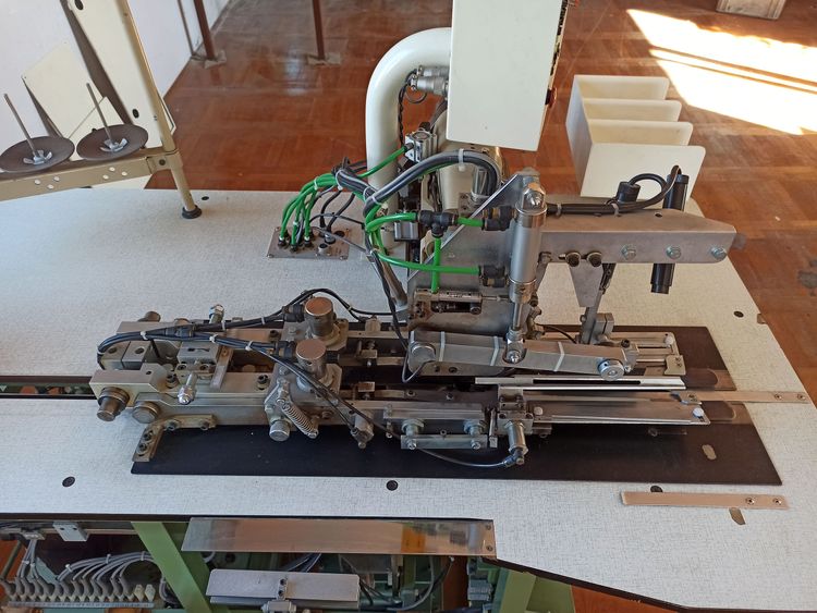 Eagle Eagle 1020 automatic pocket welt machine