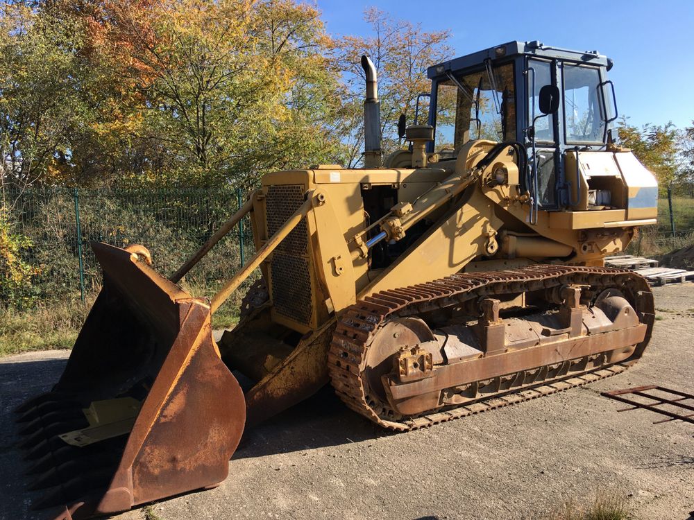 Komatsu D75 S-5 Loader