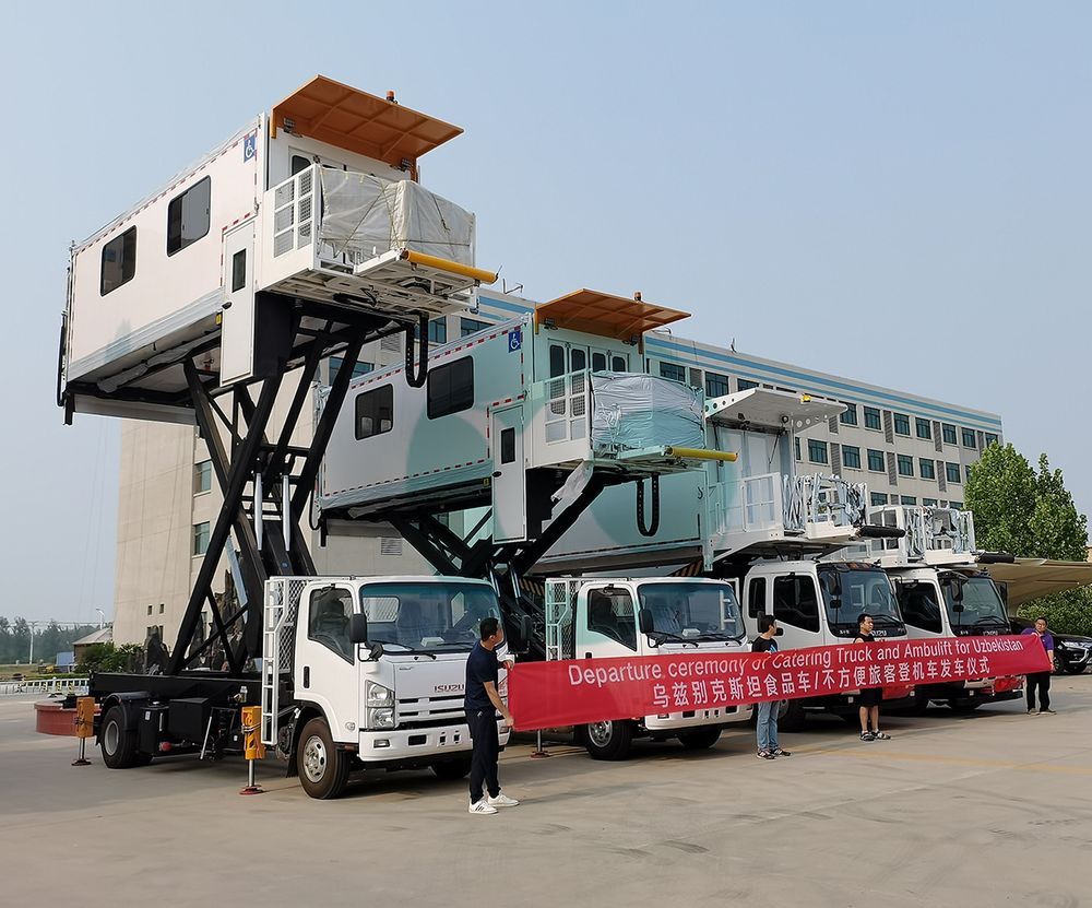 Self-propelled ambulift WTJ5100JCR