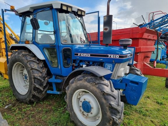 Ford 7610 Tractor