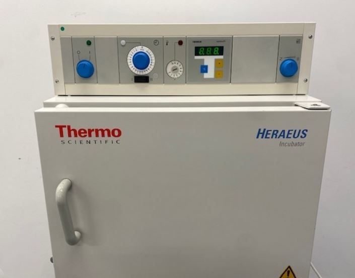Thermo Scientific Heraeus B6030 Incubator