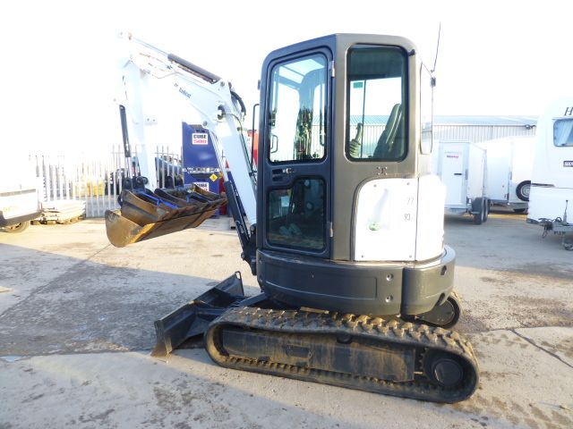 Bobcat E26