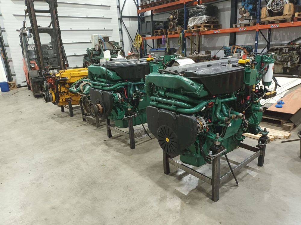 Volvo Penta D9A2J MH HP: 300