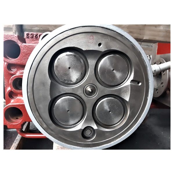 Man B&W 32/40 MAN B&W Cylinder Heads