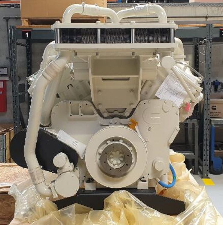Cummins KTA38 Diesel Marine Engine