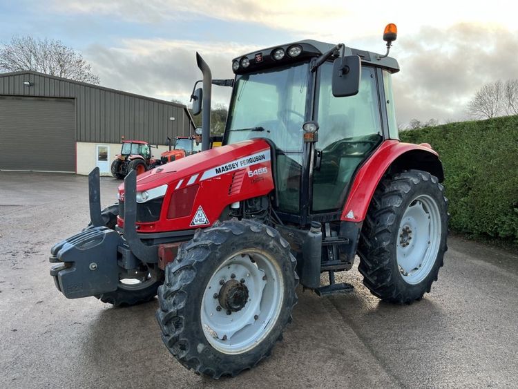 Massey Ferguson 5455 T3 Tractor