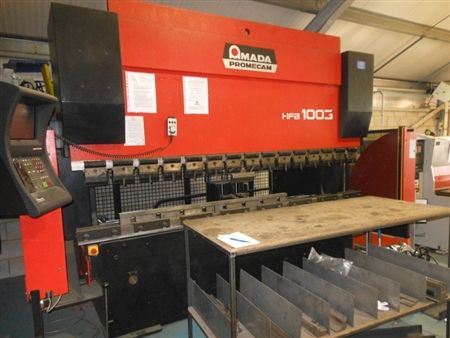 Amada, Promecam AMADA PROMECAM 100 Ton