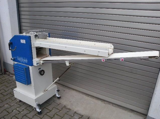 Pefuda S / 180 pretzel machine / pastry forming machine