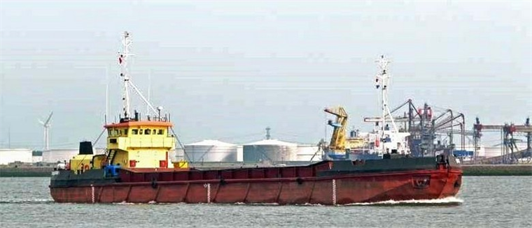 800 m3 Self Propelled Split Hopper Barge